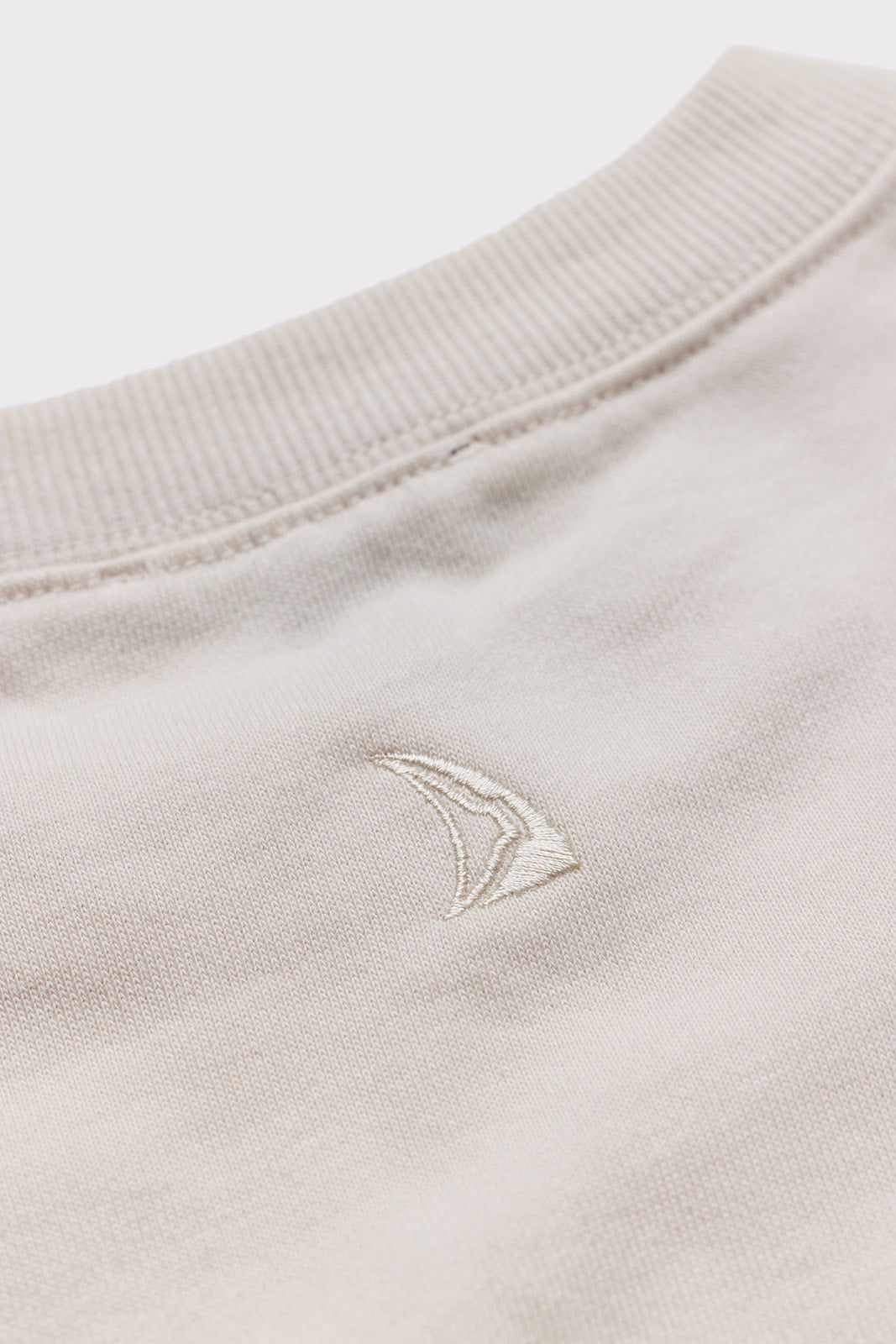 EVERYDAY CROPPED CREW BUTTERCREAM – FINATICS